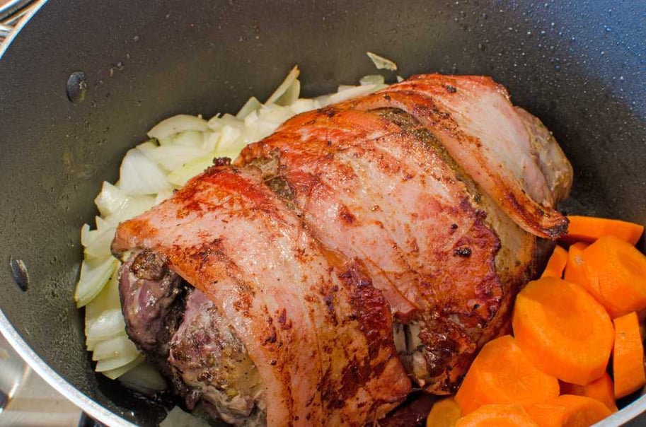 Sautéed Partridge Breast Fillets with Rosemary and Apples